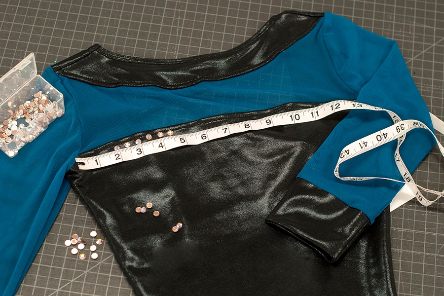 How to Estimate the Number of Rhinestones for Your Dance Costume