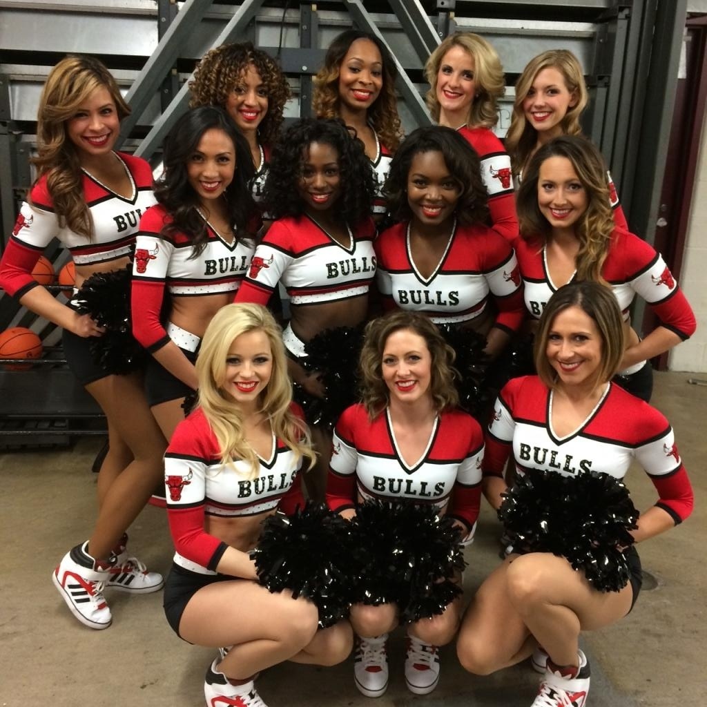 Field Trip to Chicago for the 2015-2016 Luvabulls Dancers!